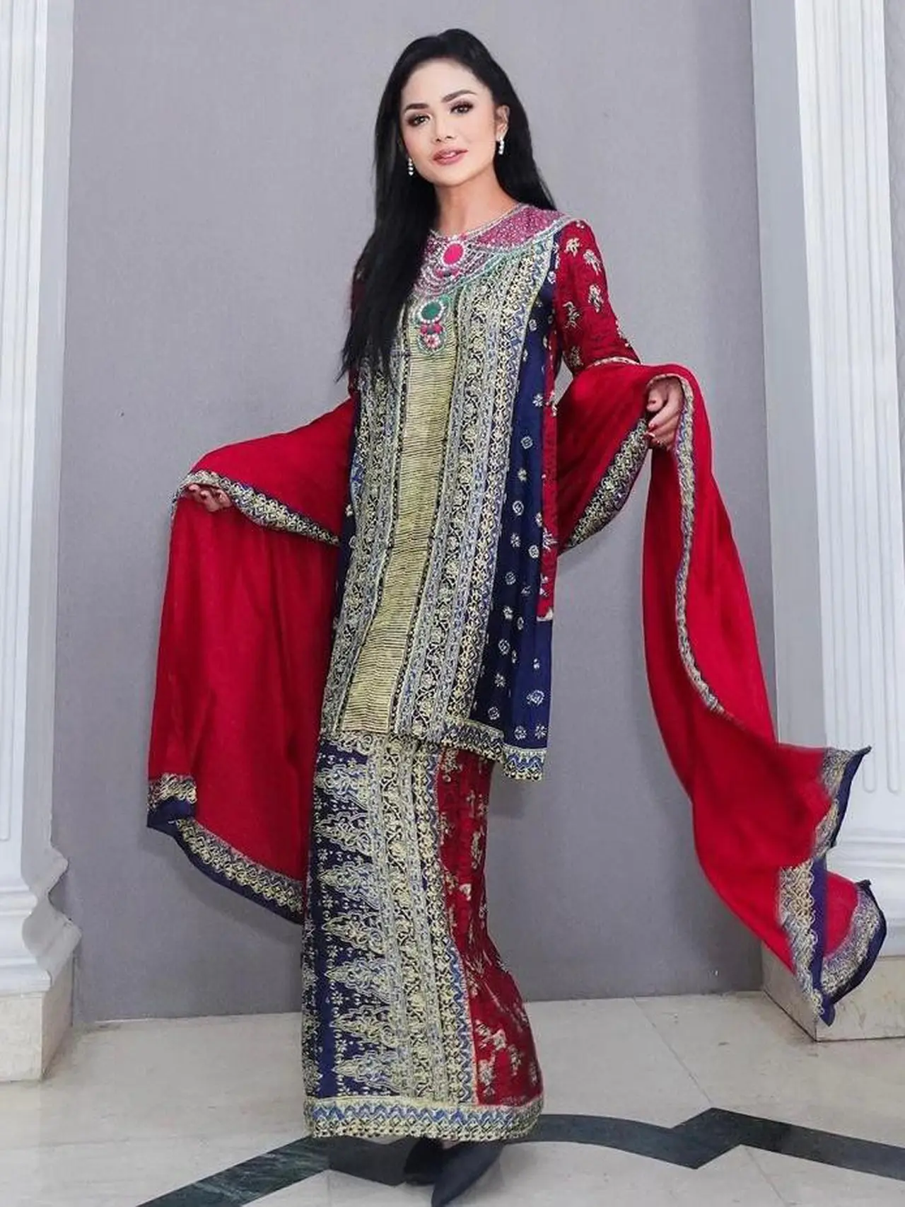 Kenali Pakaian Wanita khas Timur Tengah, Mana Favorit Kamu? - Lifestyle ...