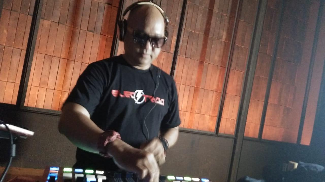 DJ Stroo Rilis Single People Power