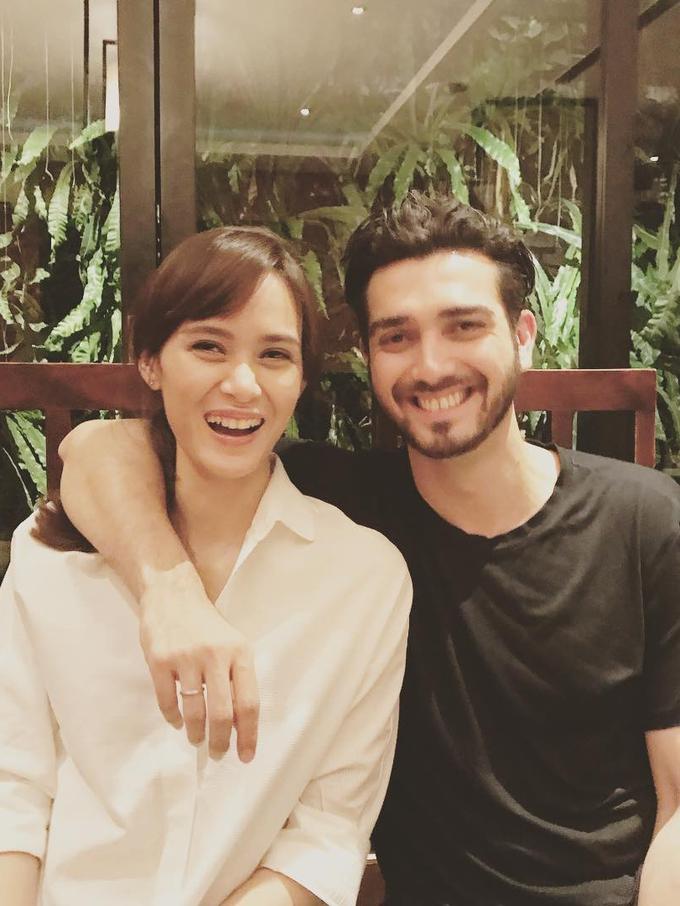 8 Tahun Menikah, ini 6 Potret Rumah Tangga Fachri Albar dan Renata Kusmanto - Entertainment ...