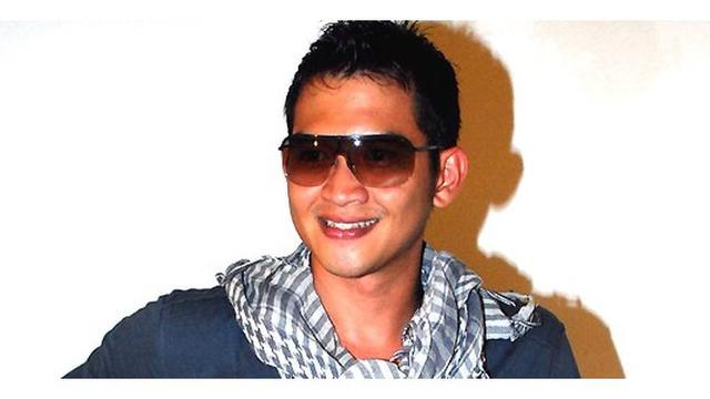 7 Potret Transformasi Rezky Aditya, Ganteng Sejak Kecil - Hot Liputan6.com