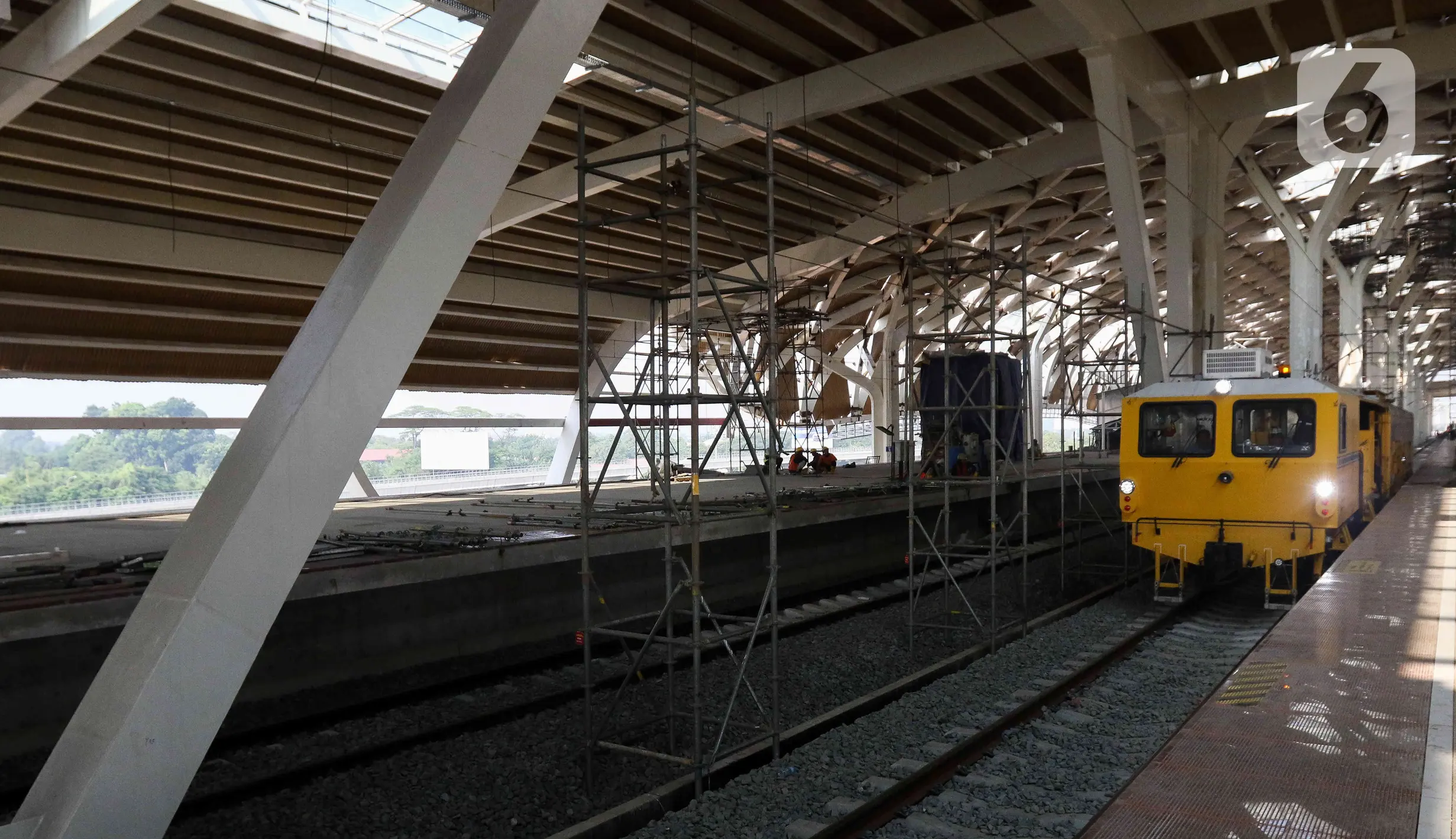 Memantau Perkembangan Proyek Stasiun Halim Kereta Cepat Jakarta-Bandung ...
