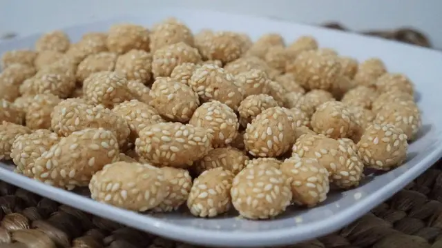 Resep Keciput Wijen Takaran Gelas, Hasil Renyah Sempurna
