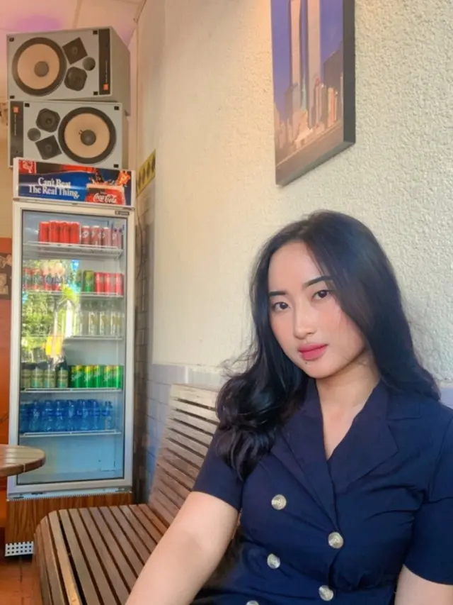 7 Potret Nimas Sabella, Sosok di Balik Kisah 'Diteror 10 Tahun' Dijadikan Film - Hot Liputan6.com