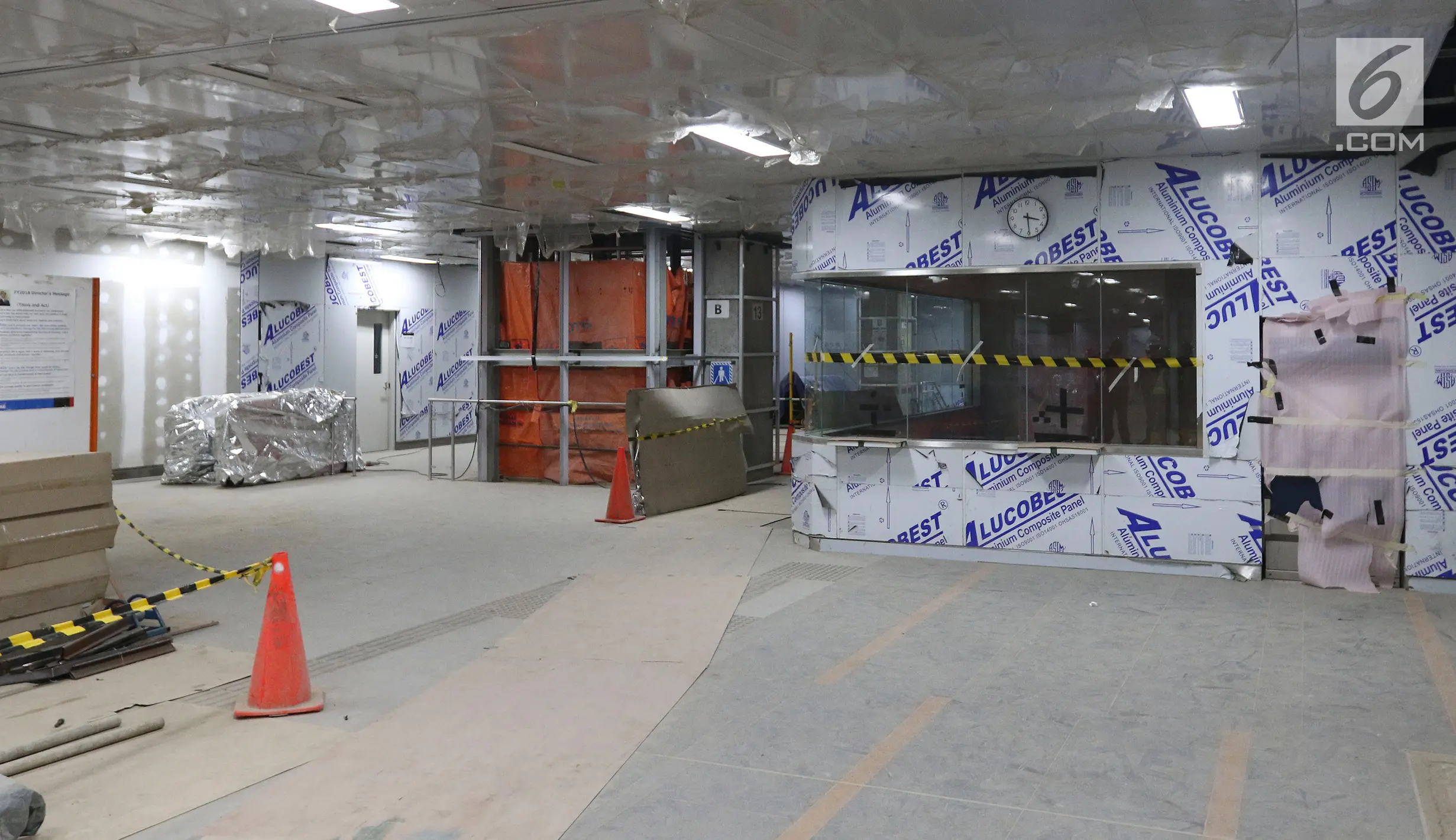 FOTO: Melihat Progres Pembangunan Stasiun MRT Senayan - Foto Liputan6.com