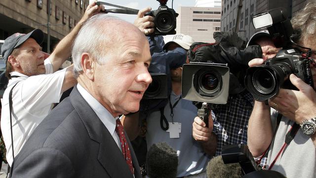 Enron, Skandal Besar Perusahaan Energi yang Cekik Investor - Bisnis ...