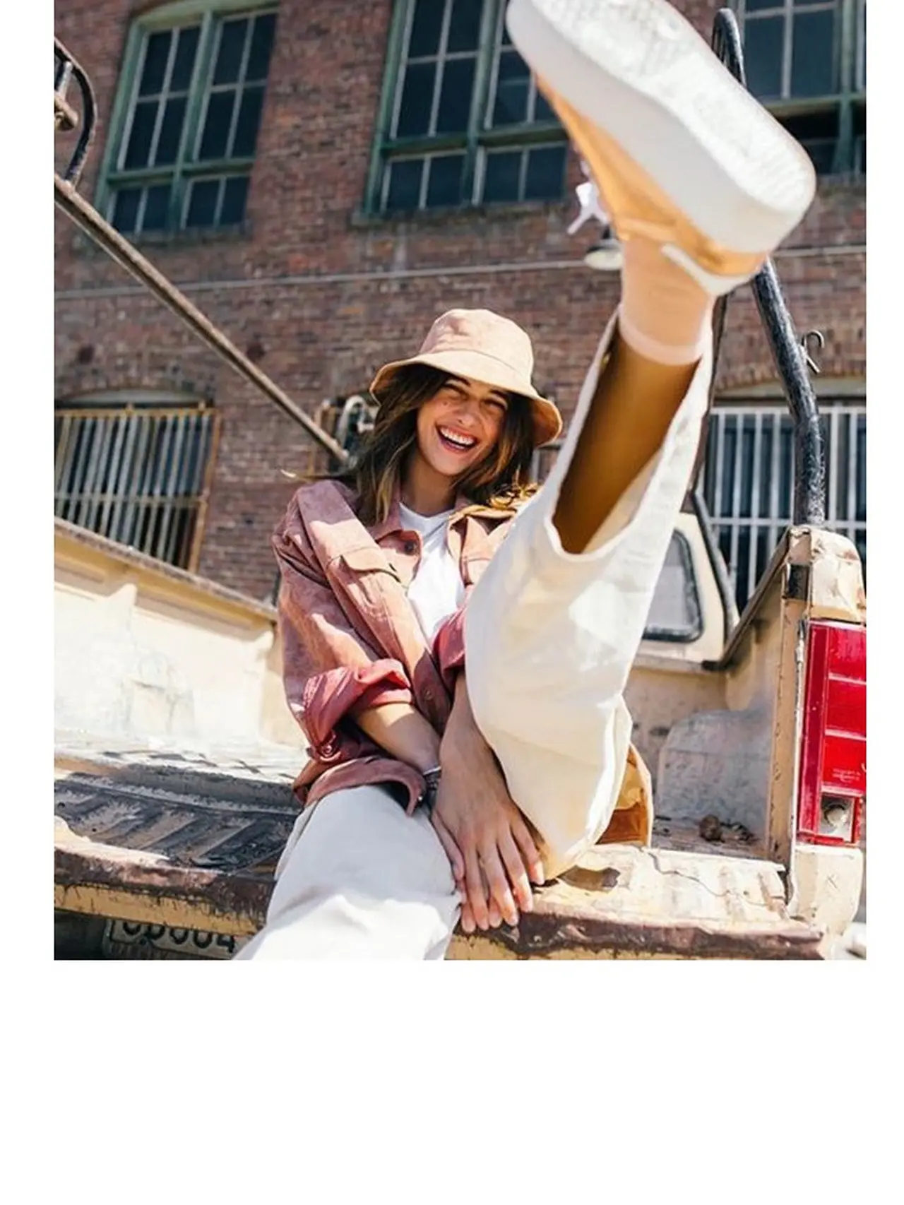 8 Gaya Fashion Era 90-an Ini Masih Cocok Dipakai Sekarang - Citizen6 ...