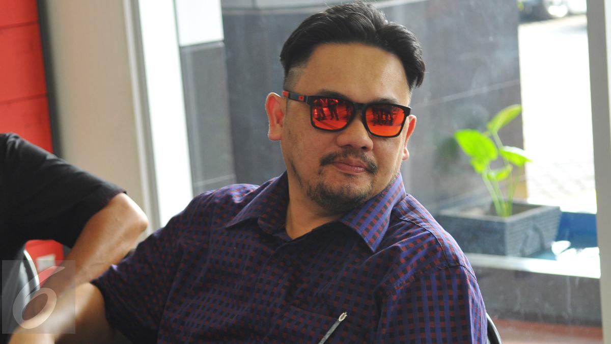 Farhat Abbas Bakal Perkarakan Suami Regina - ShowBiz Liputan6.com