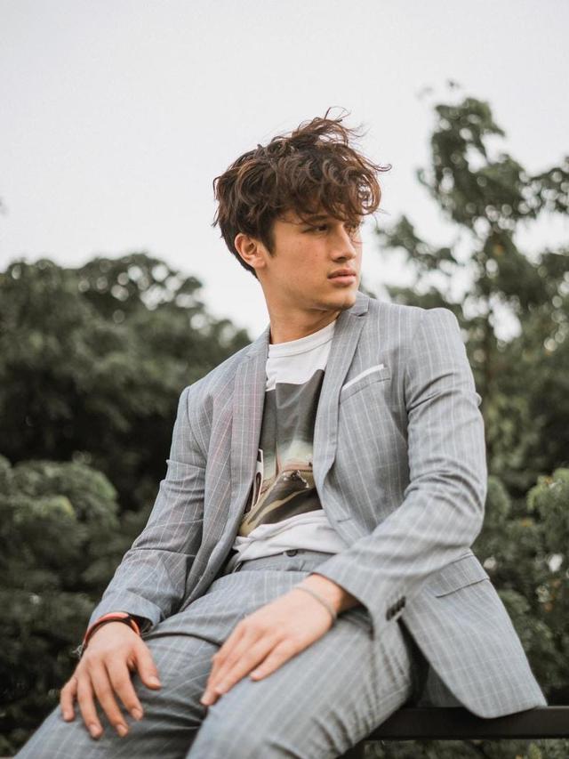 Mengenal Arya Vasco, Aktor yang Diduga Kekasih Cinta Laura ...