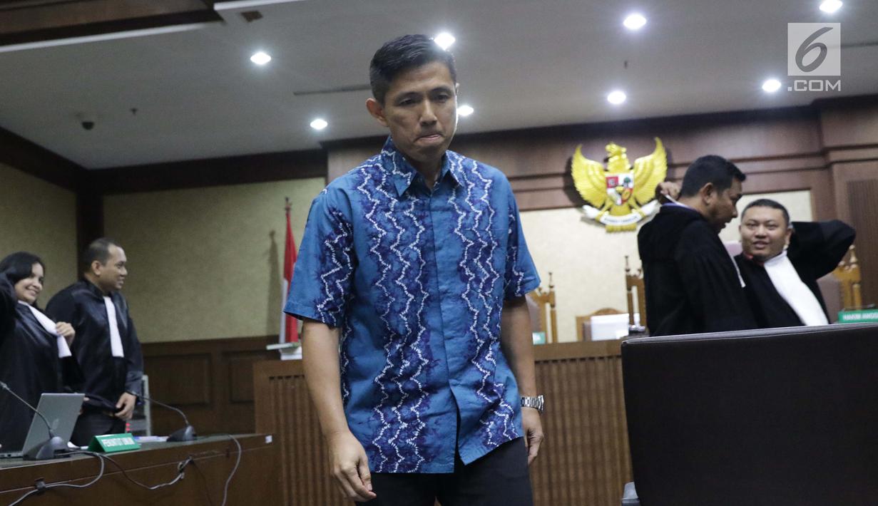 FOTO: Suap Krakatau Steel, Dirut Tjokro Bersaudara Divonis 1 Tahun 3 ...