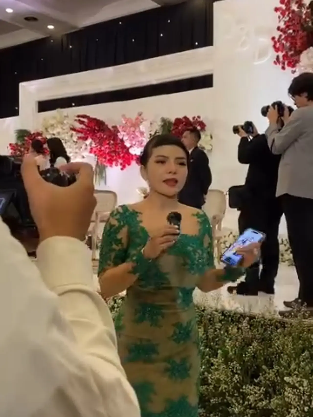 7 Potret Resepsi Keempat Pernikahan Dustin Tiffani dan Ditha, Jadi yang ...