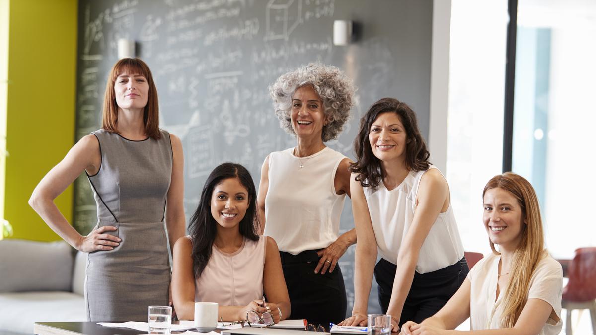 Join Komunitas Fimela, Fimelahood dengan Daftar Langsung di Sini