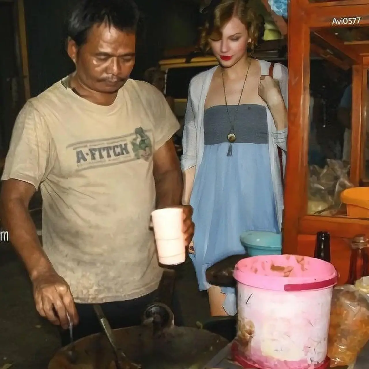 6 Editan Foto Taylor Swift Jadi Warga Indonesia Ini Kocak, Bikin Ngakak ...