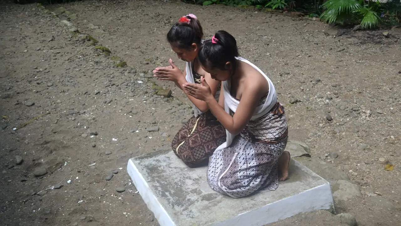 Mengintip Ritual Punggahan Kejawen di Panembahan Banokeling Banyumas ...