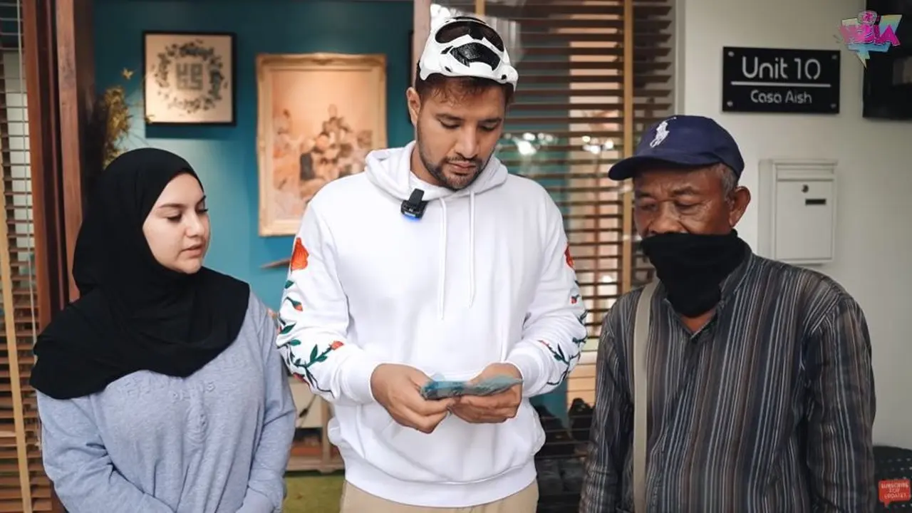 7 Potret Seru Ammar Zoni dan Irish Bella Memborong Mainan Pedagang ...