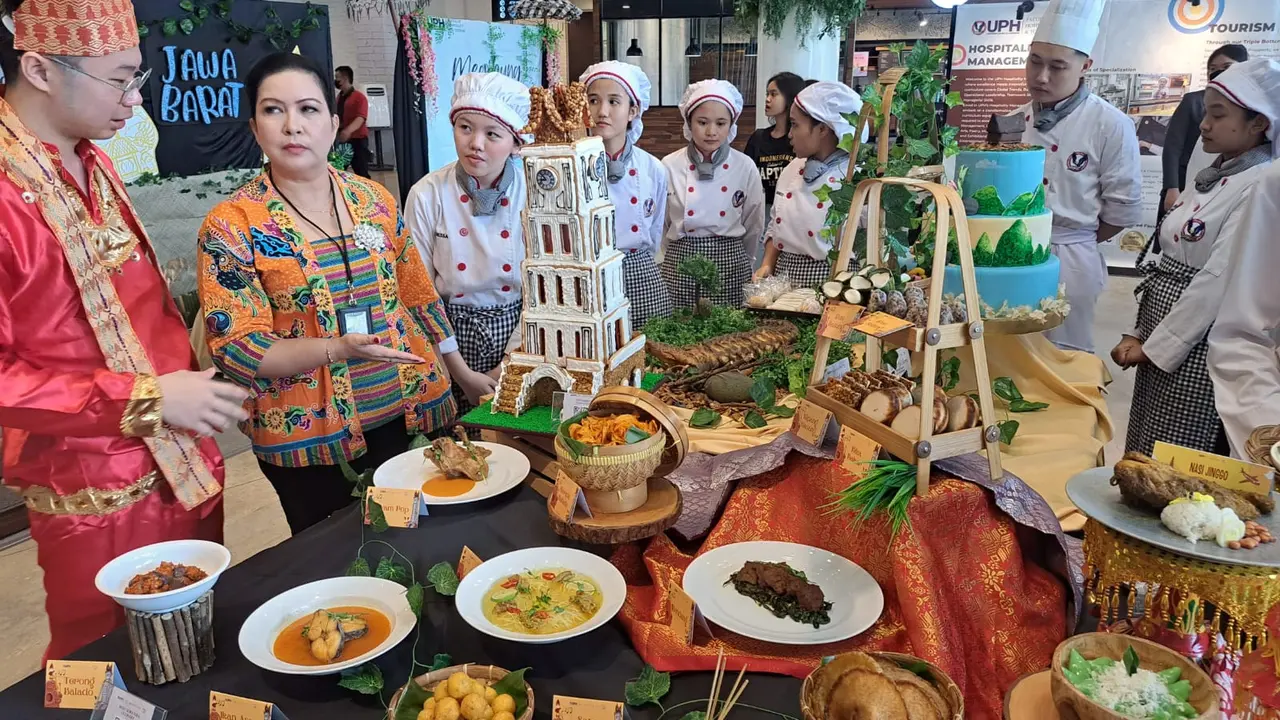 Mengenalkan Table Manner Tradisional ala Indonesia ke Gen Z, Cukup ...