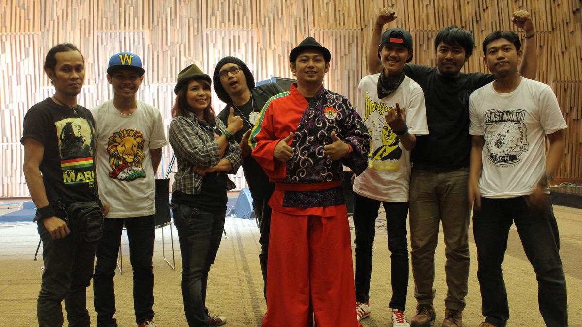 Andreggae Padukan Reggae dan Budaya Jepang - ShowBiz Liputan6.com