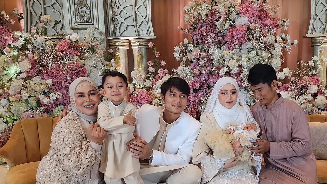 6 Potret Keluarga Lesti Kejora dan Rizky Billar di Momen Akikah Baby ...