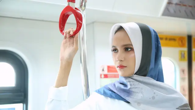 16 Desainer Pamerkan Koleksi untuk JFFF 2019 di LRT Jakarta - Lifestyle ...