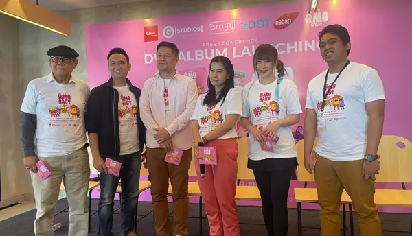 Matt LeBlanc Tulis Pesan Panjang untuk Mendiang Matthew Perry, Kenang ...