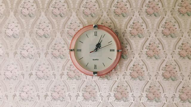 6 Tips Menempatkan Jam Dinding di Rumah, Interior Ruangan Jadi Makin ...