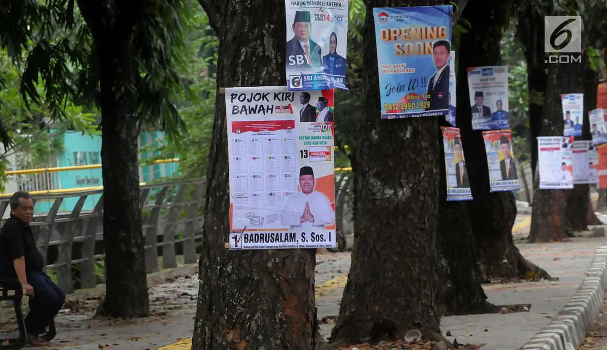 FOTO: Poster Caleg Merusak Pohon di Ciater Tangsel - Page 1 - Foto ...