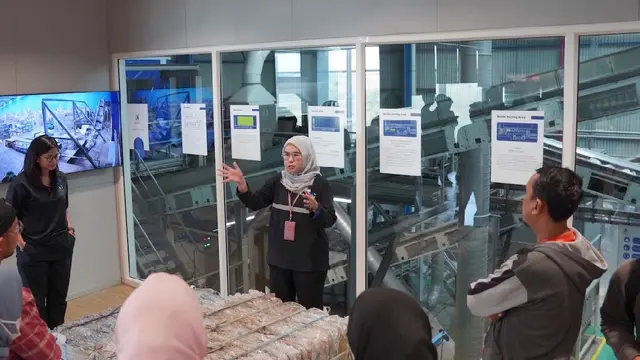 Daur Ulang Botol Plastik PET, Coca-Cola Europacific X Dynapack Asia ...