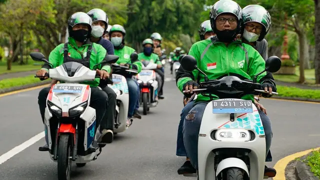 Demi Nol Emisi Karbon, GoTo Targetkan 100 Persen Sopir Gojek Beralih ke Kendaraan Listrik pada ...