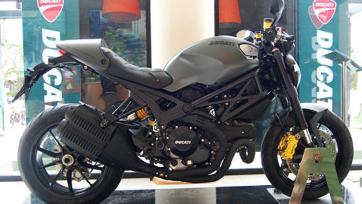 Ducati Monster Diesel Ditarget 30 Unit - Berita Otosia.com