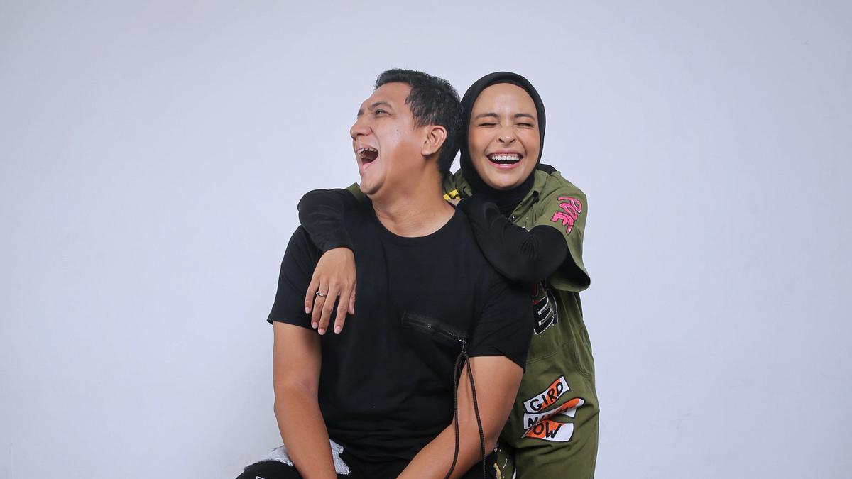 Tantri Kotak dan Arda Naff Naik Haji Tahun Ini, Lepas Keinginan Beli Mobil Baru - ShowBiz ...