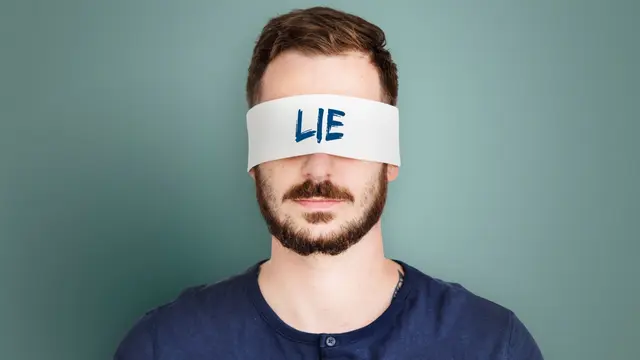 Arti Hipokrit beserta Ciri-Ciri dan Cara Menghadapinya - Ragam Bola.com