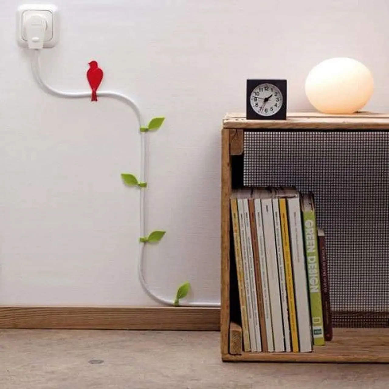 8 Trik Bikin Kabel Berserakan Jadi Hiasan Dinding Super Estetik ...