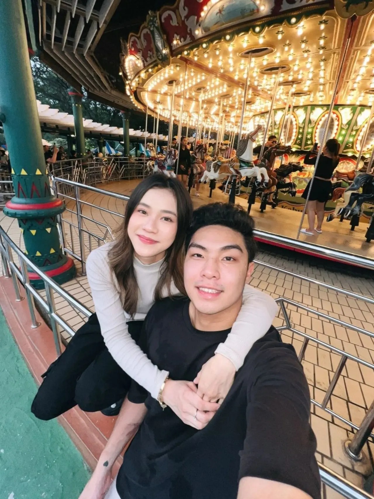 7 Potret Jessica Jane dan Erwin Phang Segera Menikah, Pamer Foto Latar ...