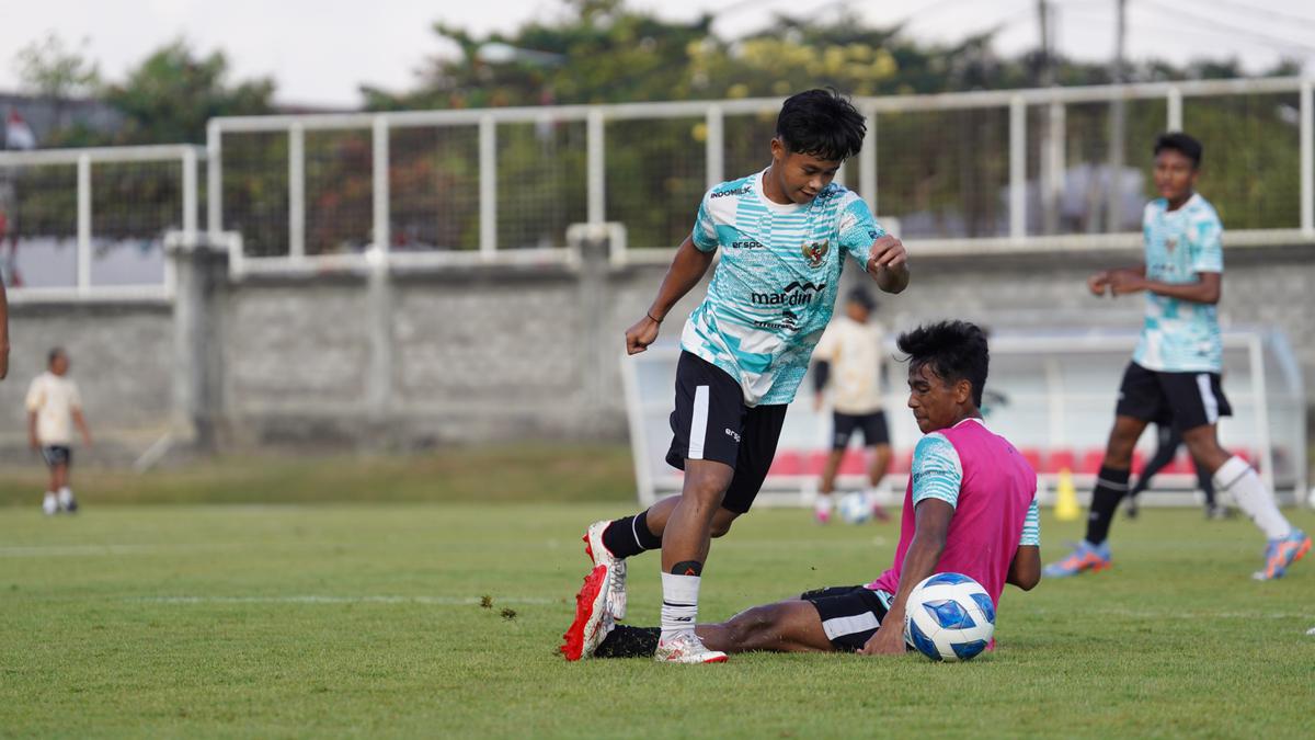 Bikin Deg-degan, Momen Wasit Laga Timnas Indonesia U-17 Vs Kuwait ...