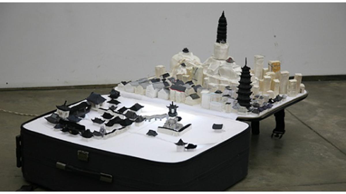 Portable City : Simpan Kenangan Perjalanan Anda di Dalam Koper ...