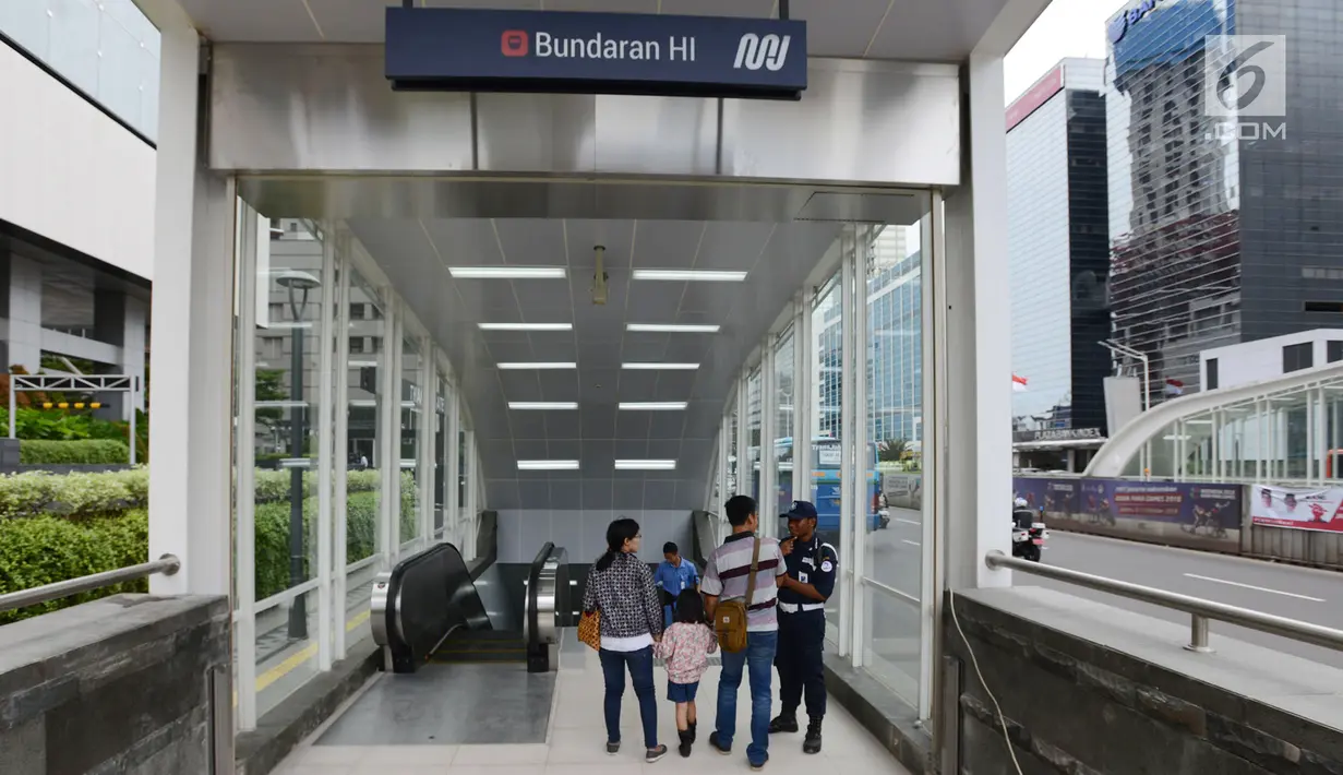 FOTO: Yuk, Jajal Naik MRT Jakarta Gratis Mulai Hari Ini - Foto Liputan6.com