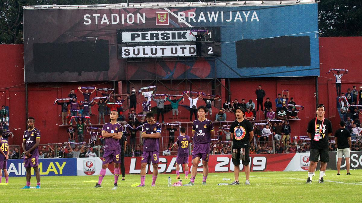 Atasi Banjir di Sentel Ban, Stadion Brawijaya Dipasang 100 Biopori ...