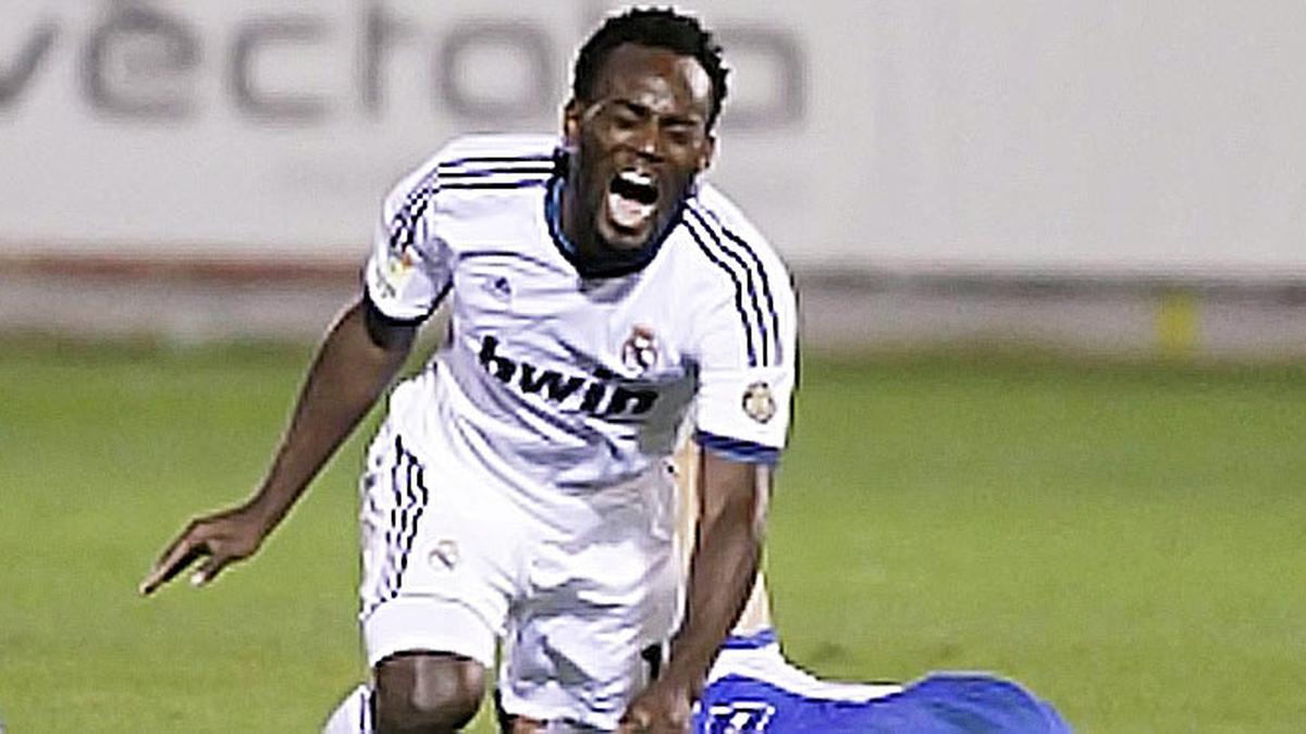 Essien Absen Sampai Akhir Tahun? - Bola Liputan6.com