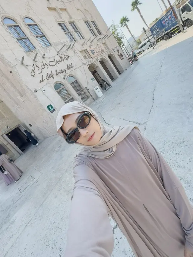 7 Potret Dokter Tirta dan Sang Istri Nisa An Nashr Umroh, Sering Dikira Masih Duda - Hot ...