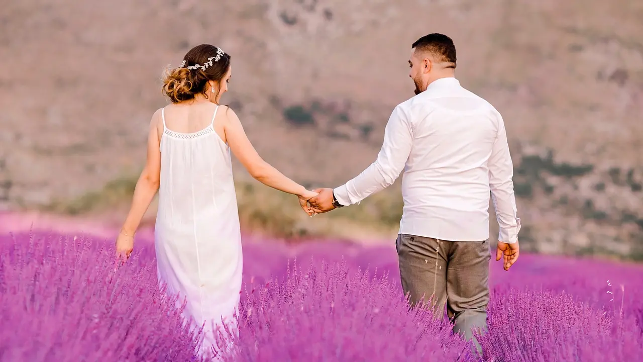 50 Kumpulan Kata Mutiara Cinta Romantis dan Menyentuh Hati, Bikin Baper ...