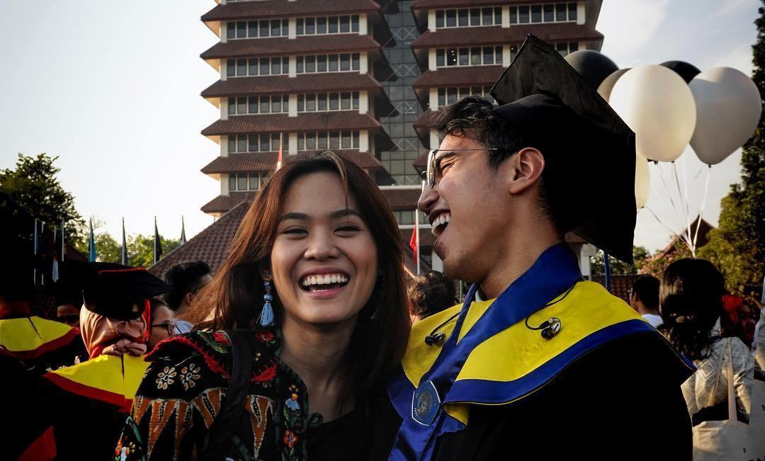 Intip Kemesraan Sheryl Sheinafia dengan Adik Vidi Aldiano - ShowBiz ...