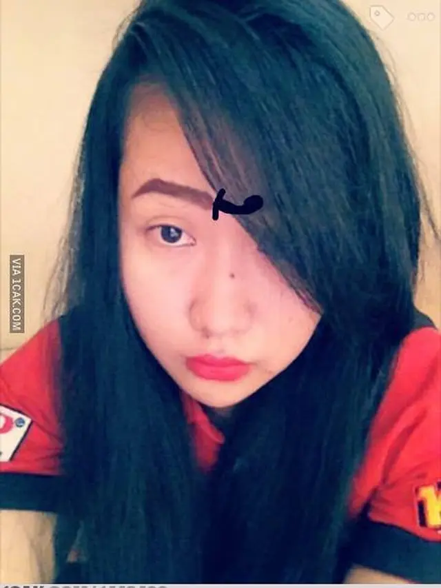 6 Bentuk Alis Ini Kelewat Unik, Bikin Geleng-Geleng Kepala - Hot ...