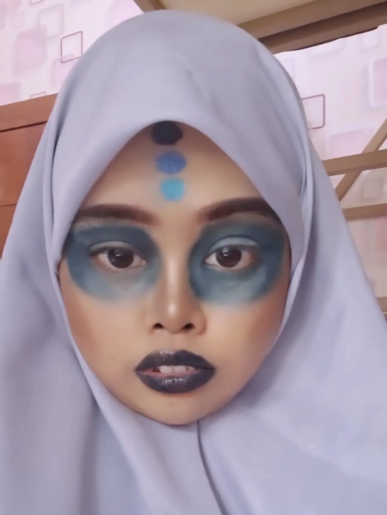 7 Potret Face Painting ala Kekeyi Ini Unik, Kini Jarang Tersorot - Hot ...
