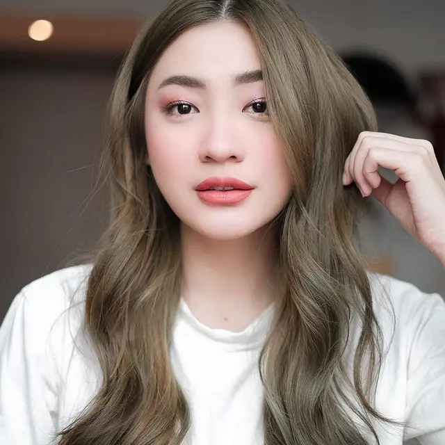 6 Potret Terbaru Patricia Devina, eks Princess yang Jadi Tunangan Billy Davidson - Surabaya ...