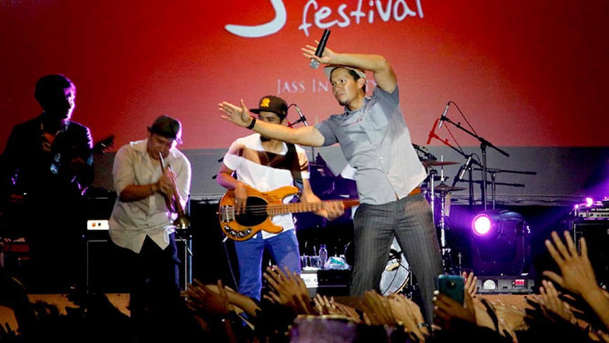 Maliq & D'Essential Ingin Duet dengan Dua Penyanyi Dangdut - ShowBiz ...