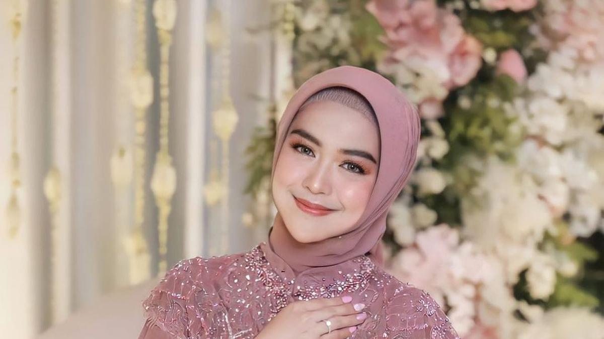 Sebelum dan Sesudah Perawatan Dagu Lancip, Transformasi 13 Artis Ini Bikin Melongo - Citizen6 ...