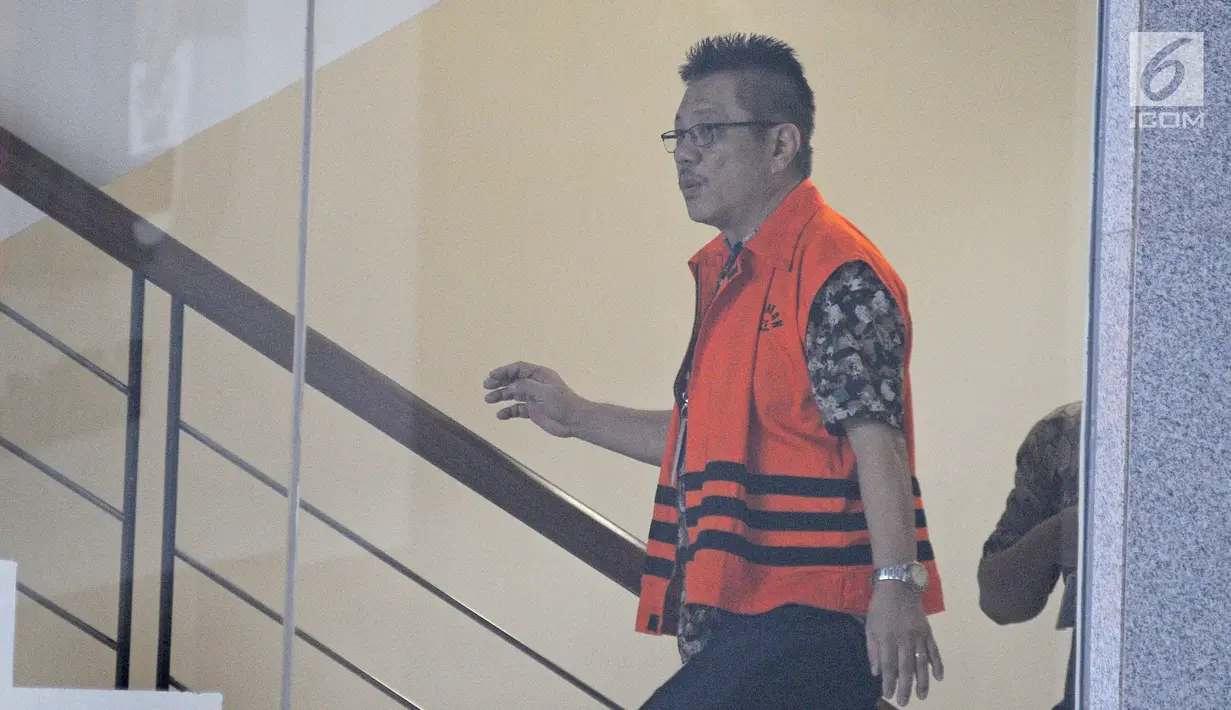 FOTO: Kasus Suap RSUD Damanhuri, KPK Periksa Donny Winoto - Foto ...