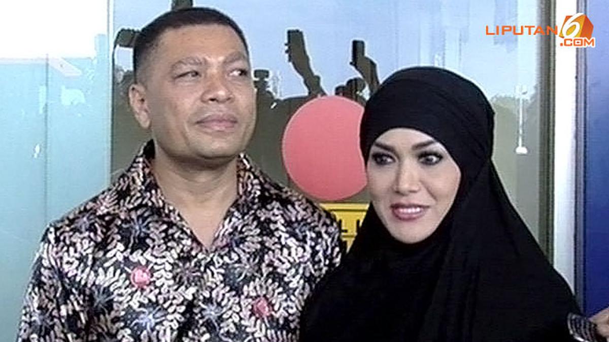 VIDEO: KD Ingin Lihat Ekspresi Raul Lemos di depan Kabah - ShowBiz ...