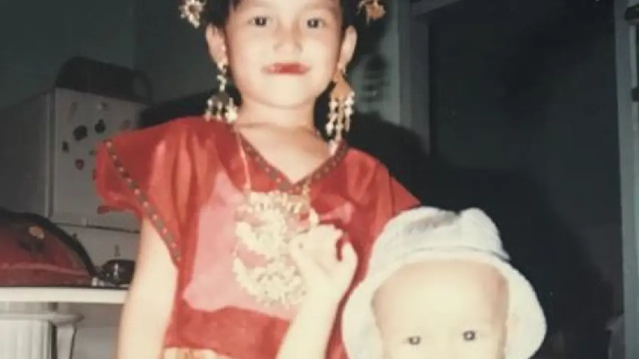 6 Foto Jadul Ayu Ting Ting Saat Di Usia Sd Penyanyi Berprestasi Sedari 9267