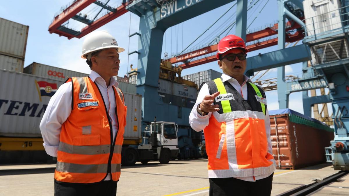 Transformasi Pelabuhan Pontianak Menekan Biaya dan Waktu Operasional