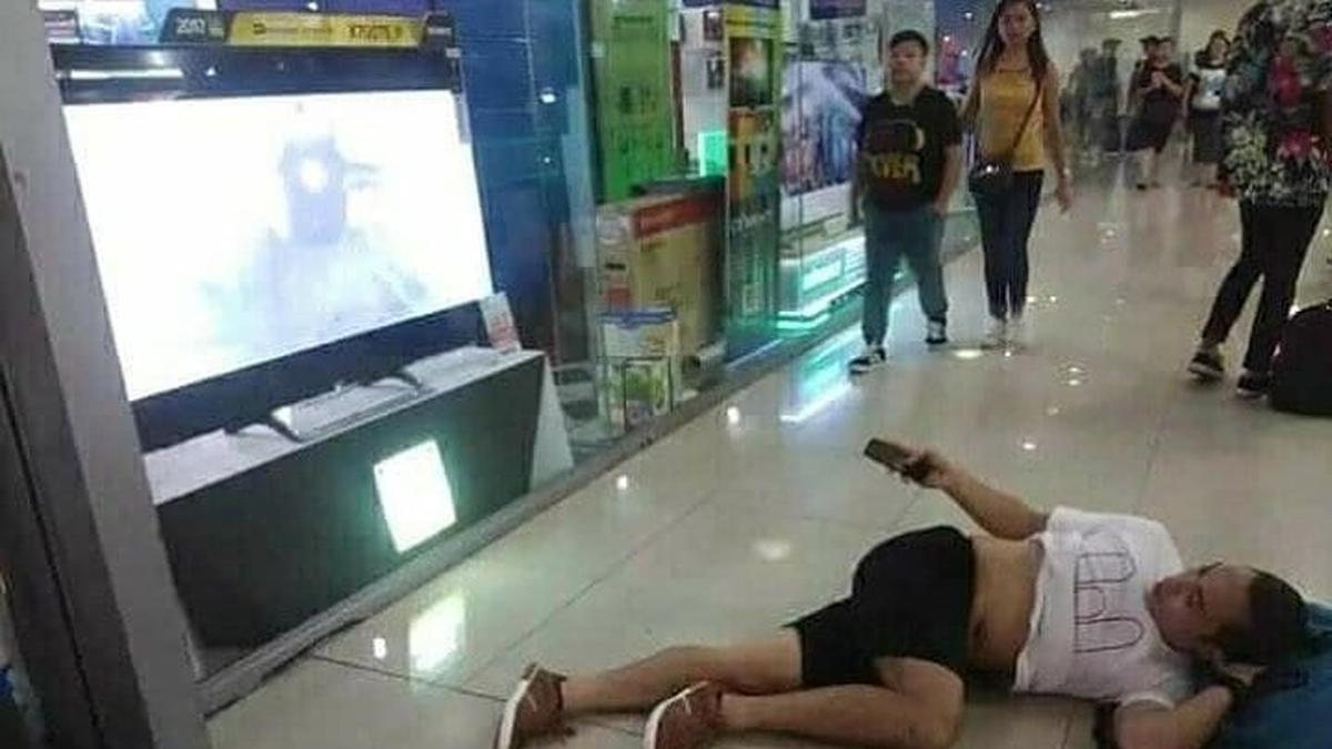 Top 3: Aksi Absurd Orang Indonesia yang Malah Bikin Kita Malu Sendiri